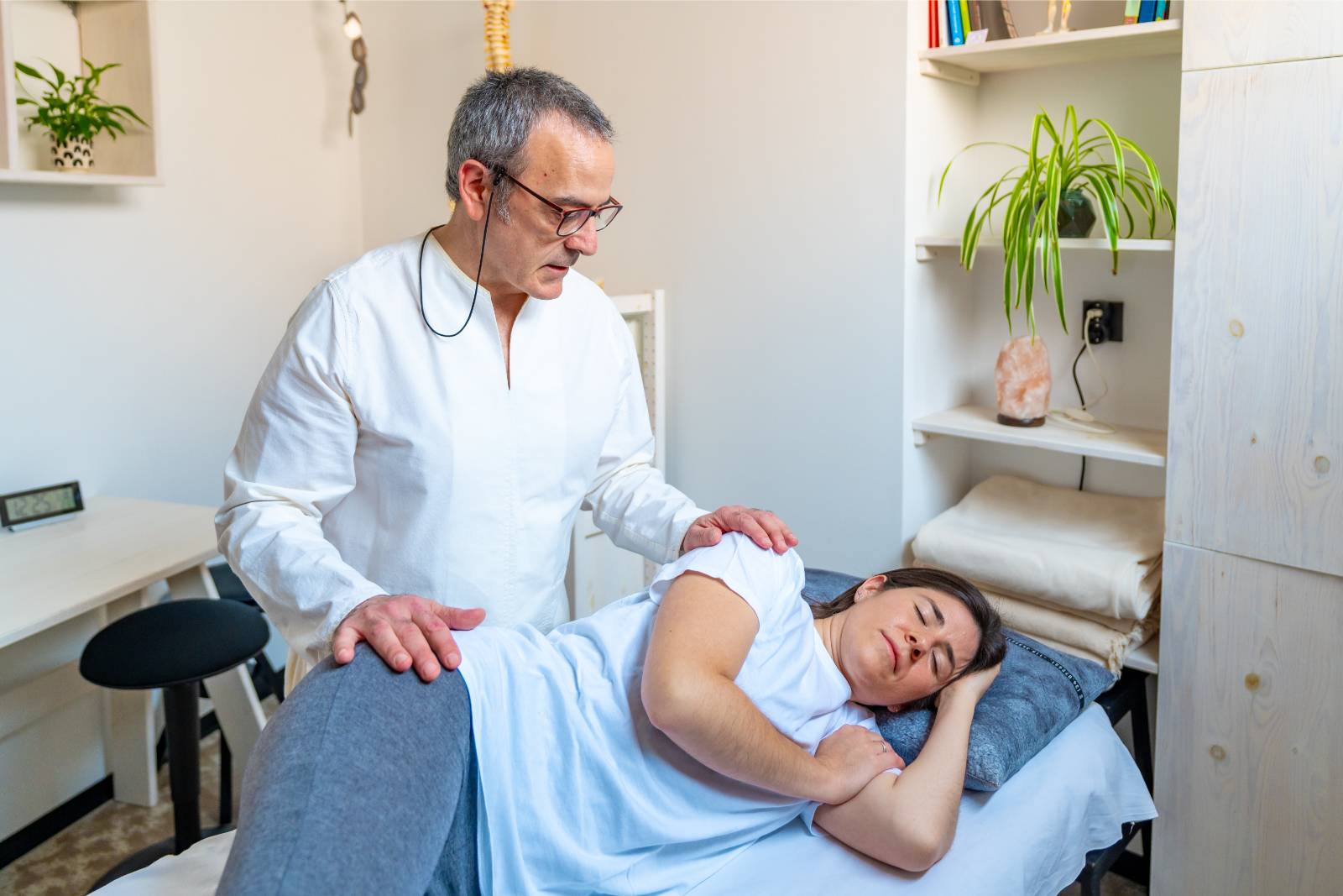 Osteopathic Therapy Services Calgary | Royal Oak Physio